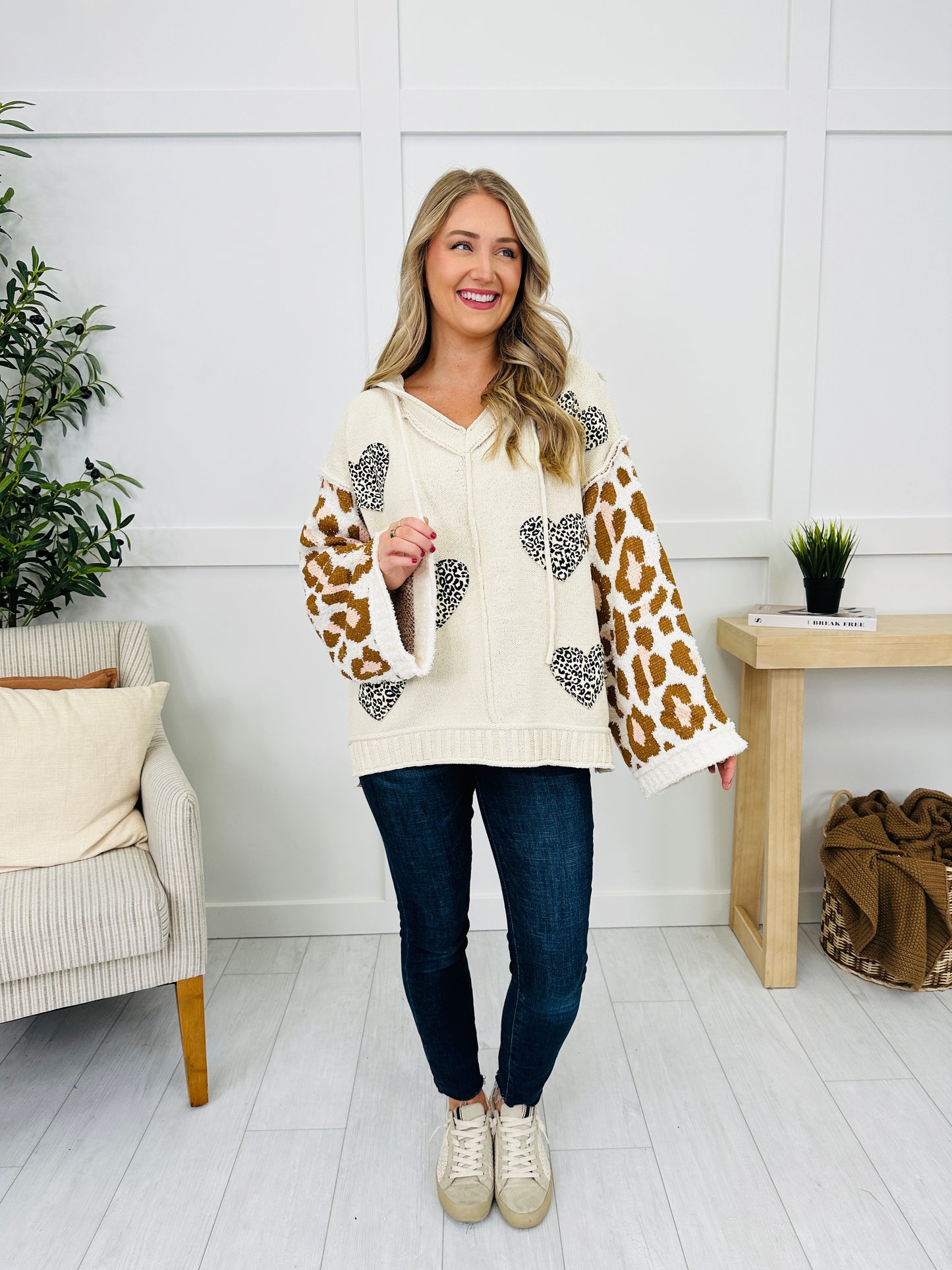Heart Eyes Only Sweater – MOCO Boutique