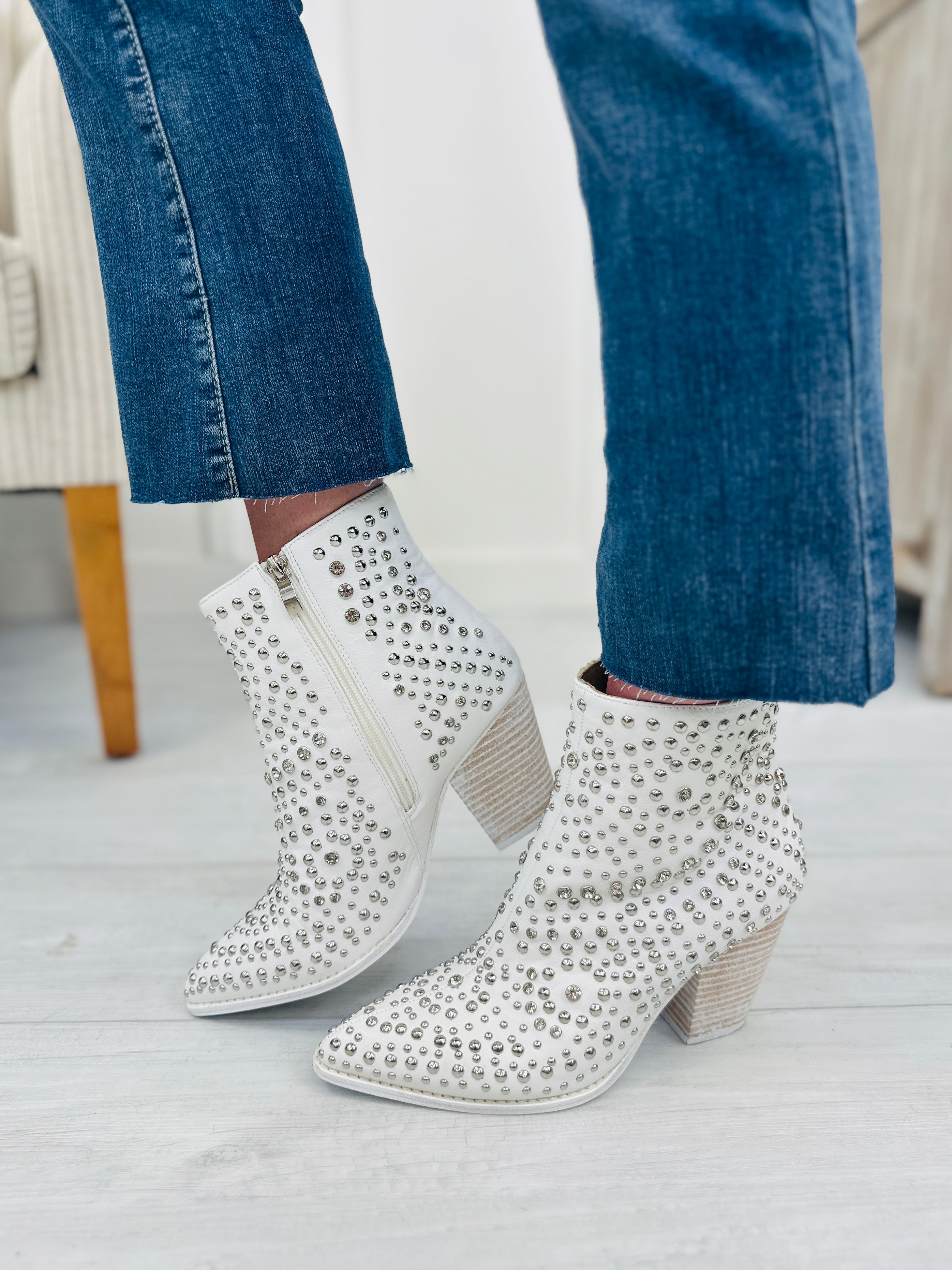 Shoes – MOCO Boutique
