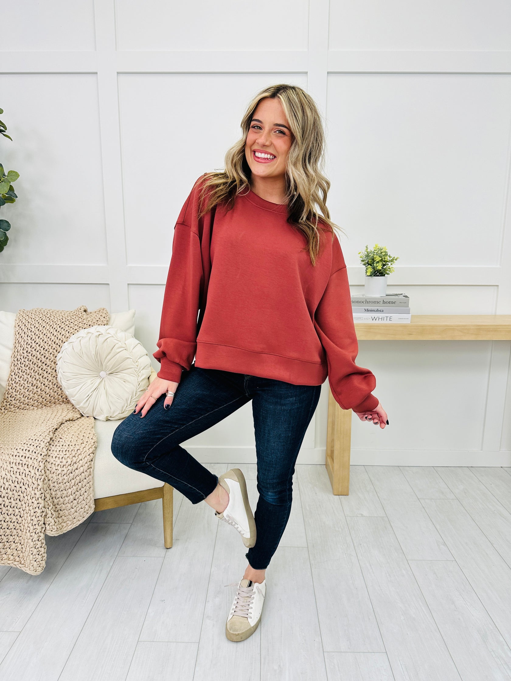 REG/CURVY MOCO Exclusive Super Scuba Crewneck- Multiple Colors! – MOCO Boutique