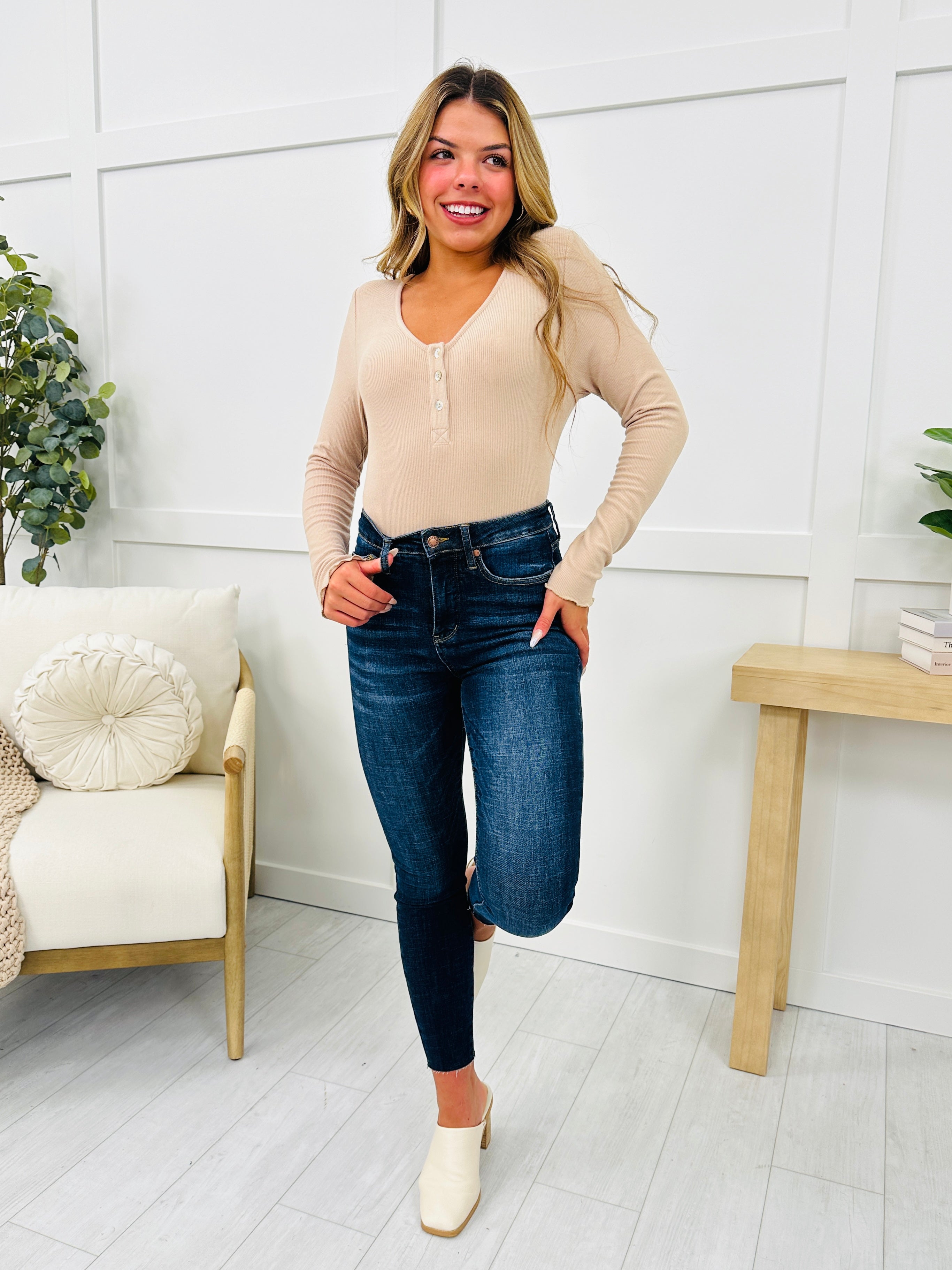 Tops – Page 3 – MOCO Boutique
