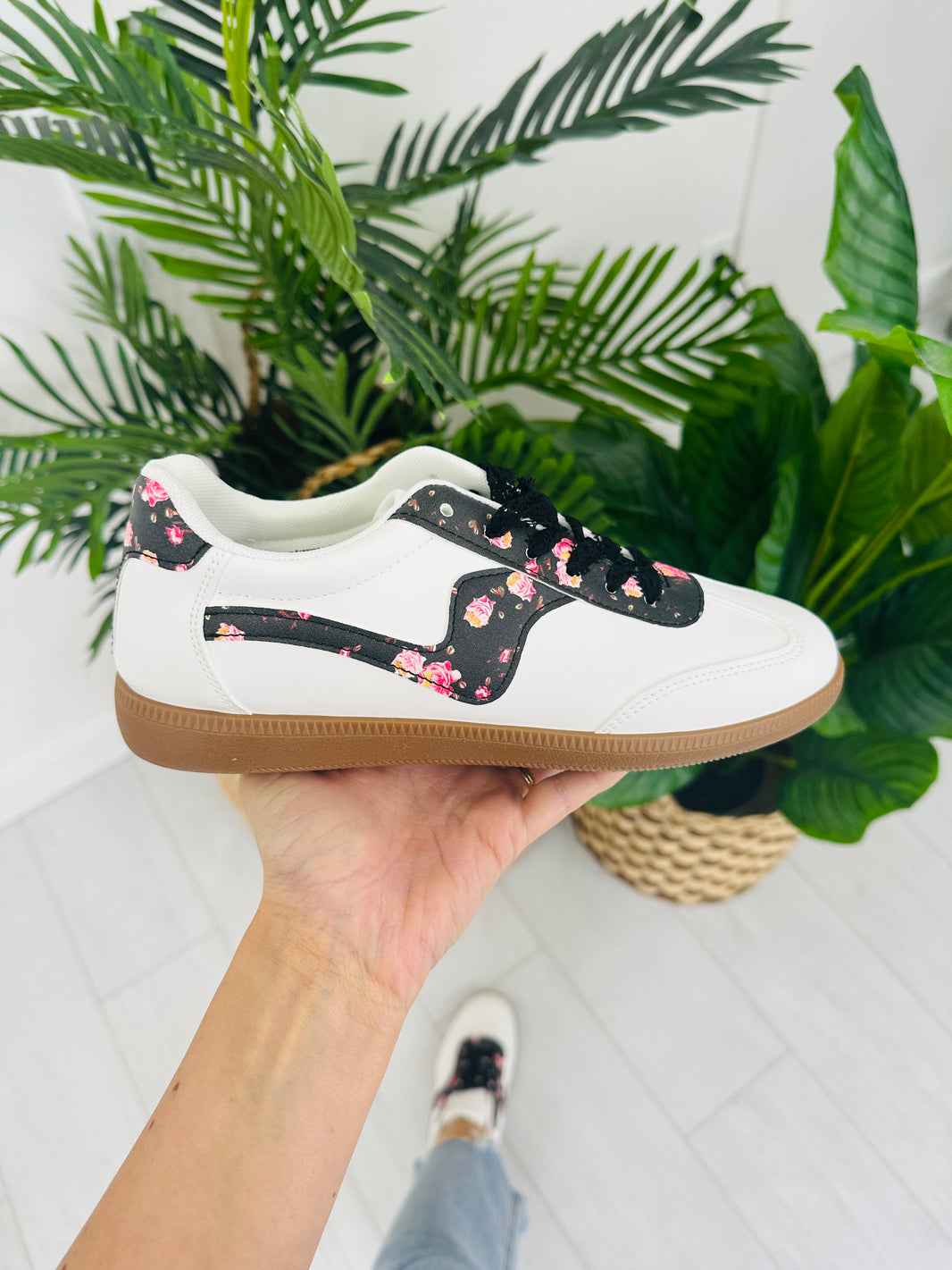 Shoes – MOCO Boutique
