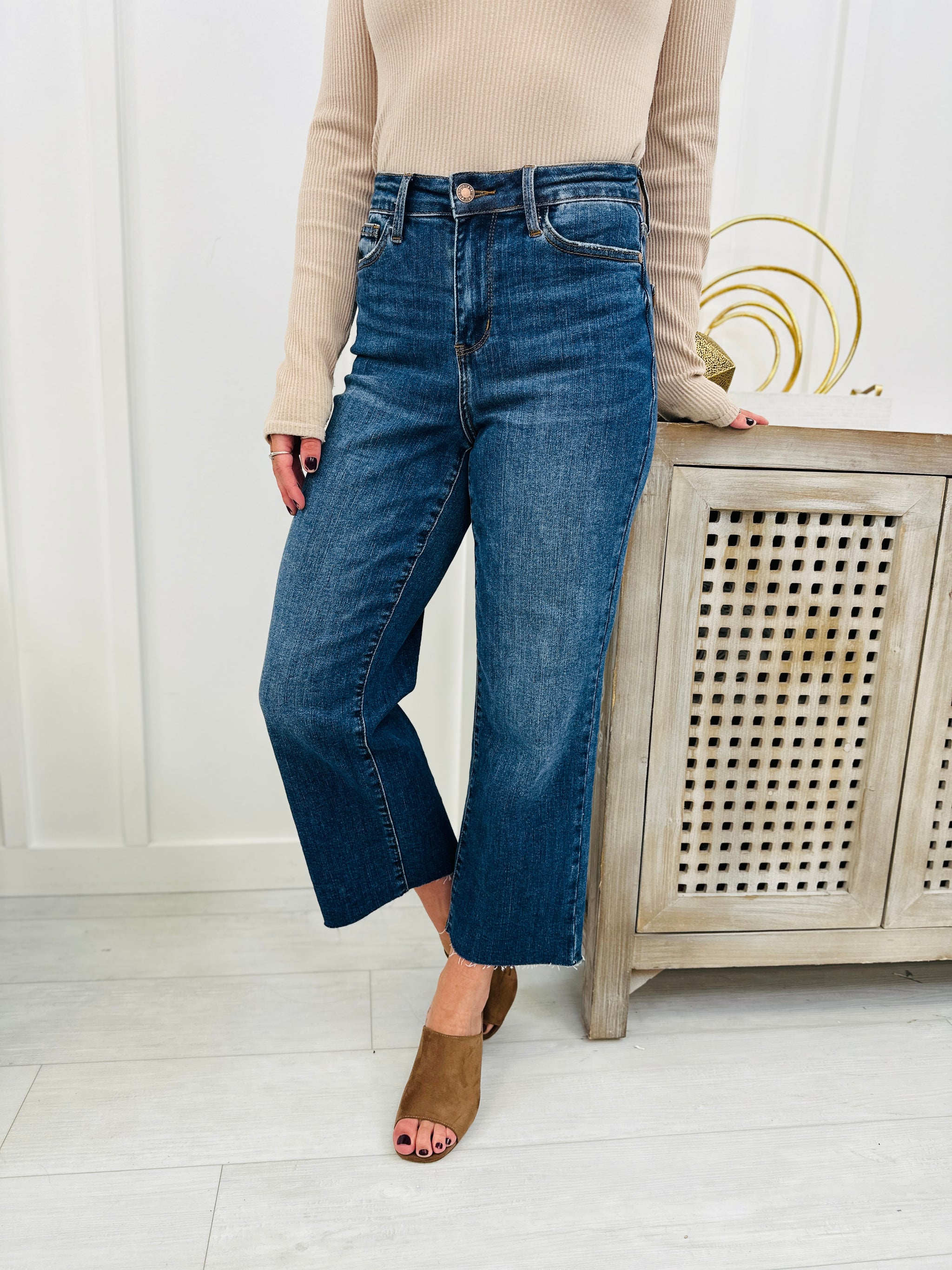 Judy Blue Whenever Wherever Wide Leg Cropped Jeans in Reg/Curvy – MOCO ...